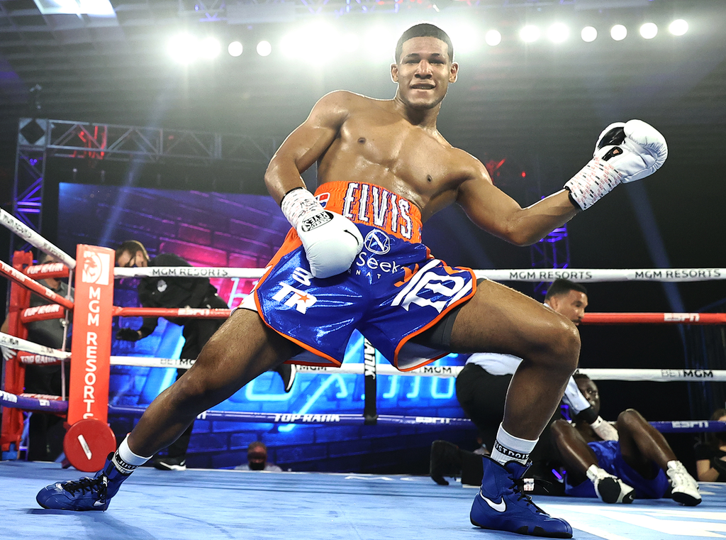 The Pride Of The Dominicana, Elvis Rodriguez Shines in 8th Pro Win, 2nd ...